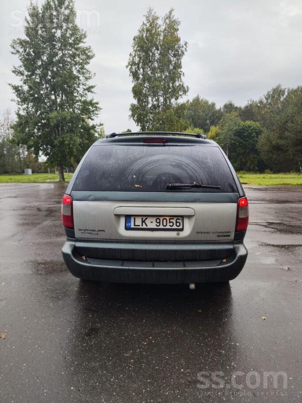 Zaļš Chrysler Grand Voyager 2001 Jūrmala, ar dzinēja tilpumu 3.30 L un nobraukumu 471 tūkst. km par 1500 €, foto 5 vietnē AUTOMOTO.COM.LV