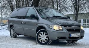 Zaļš Chrysler Grand Voyager 2005 Ogre, ar dzinēja tilpumu 2.80 L un nobraukumu 369 tūkst. km par 2650 €, foto 2 vietnē AUTOMOTO.COM.LV