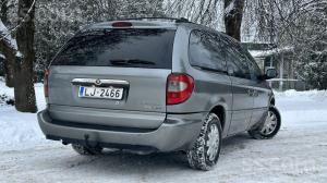 Zaļš Chrysler Grand Voyager 2005 Ogre, ar dzinēja tilpumu 2.80 L un nobraukumu 369 tūkst. km par 2650 €, foto 8 vietnē AUTOMOTO.COM.LV