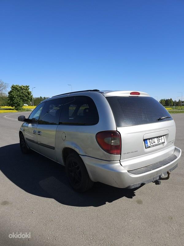 Grey Chrysler Grand Voyager 2007 in Tallinn, with an engine capacity of 2.80 L and mileage of 415 thousand km for 1450 €, photo 9 on AUTOMOTO.COM.LV