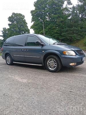 Grey Chrysler Grand Voyager 2002 in Riga, with an engine capacity of 3.80 L and mileage of 300 thousand km for 2000 €, photo 3 on AUTOMOTO.COM.LV