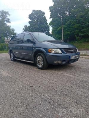 Grey Chrysler Grand Voyager 2002 in Riga, with an engine capacity of 3.80 L and mileage of 300 thousand km for 2000 €, photo 11 on AUTOMOTO.COM.LV