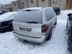 Grey Chrysler Grand Voyager 2004 in Kaunas, with an engine capacity of 3.30 L and mileage of 390 thousand km for 699 €, photo 4 on AUTOMOTO.COM.LV