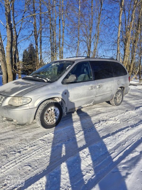 Grey Chrysler Grand Voyager 2004 in Raseiniai, with an engine capacity of 3.30 L and mileage of 286 thousand km for 720 €, photo 3 on AUTOMOTO.COM.LV