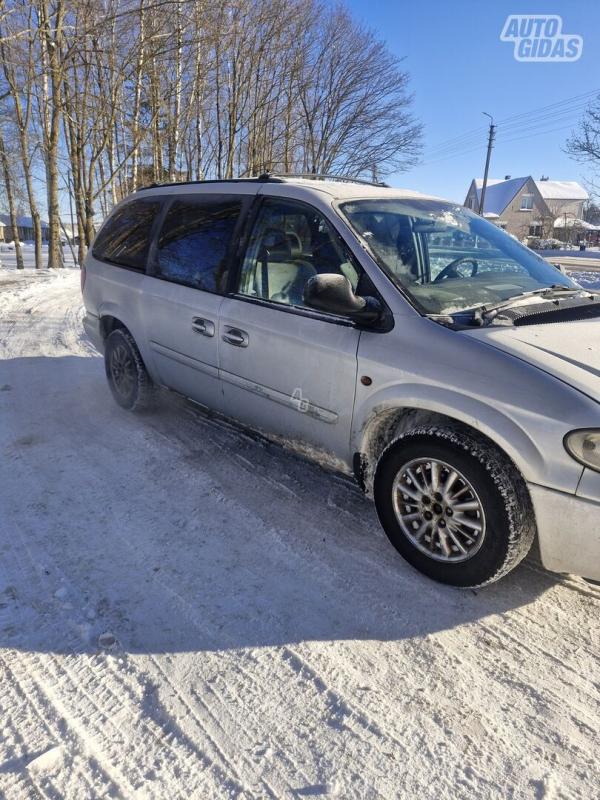 Grey Chrysler Grand Voyager 2004 in Raseiniai, with an engine capacity of 3.30 L and mileage of 286 thousand km for 720 €, photo 7 on AUTOMOTO.COM.LV
