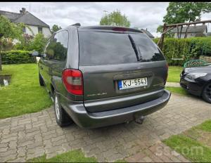 Grey Chrysler Grand Voyager 2004 in Valka, with an engine capacity of 2.50 L and mileage of 360 thousand km for 1655 €, photo 6 on AUTOMOTO.COM.LV