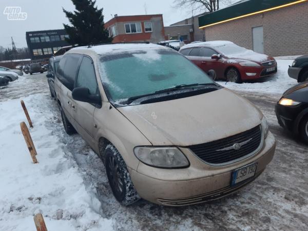 Pelēks Chrysler Grand Voyager 2005 Kauņa, ar dzinēja tilpumu 3.80 L un nobraukumu 250 tūkst. km par 500 €, foto 5 vietnē AUTOMOTO.COM.LV