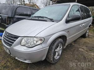 Grey Chrysler Grand Voyager 2006 in Riga, with an engine capacity of 2.80 L and mileage of 0 thousand km for 1200 €, photo 9 on AUTOMOTO.COM.LV
