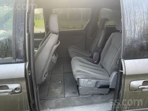 Grey Chrysler Grand Voyager 2006 in Jelgava, with an engine capacity of 2.80 L and mileage of 367 thousand km for 700 €, photo 6 on AUTOMOTO.COM.LV