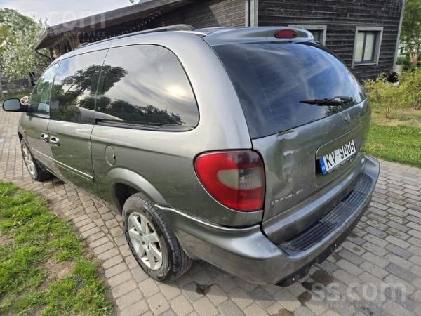 Pelēks Chrysler Grand Voyager 2006 Talsi, ar dzinēja tilpumu 2.80 L un nobraukumu 282 tūkst. km par 1200 €, foto 6 vietnē AUTOMOTO.COM.LV