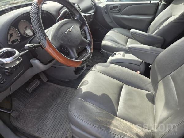 Pelēks Chrysler Grand Voyager 2006 Talsi, ar dzinēja tilpumu 2.80 L un nobraukumu 282 tūkst. km par 1200 €, foto 9 vietnē AUTOMOTO.COM.LV