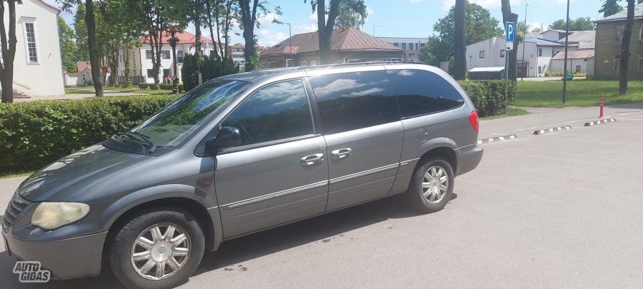 Pelēks Chrysler Grand Voyager 2006 Kauņa, ar dzinēja tilpumu 2.80 L un nobraukumu 306 tūkst. km par 1650 €, foto 1 vietnē AUTOMOTO.COM.LV