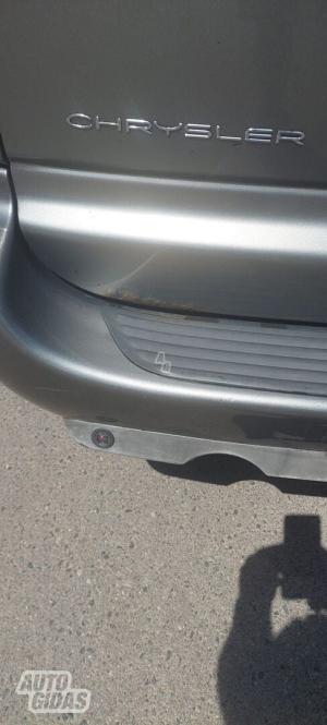 Pelēks Chrysler Grand Voyager 2006 Kauņa, ar dzinēja tilpumu 2.80 L un nobraukumu 306 tūkst. km par 1650 €, foto 11 vietnē AUTOMOTO.COM.LV
