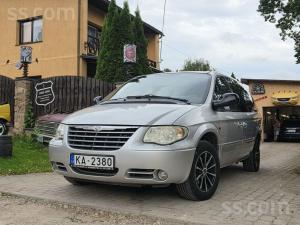 Grey Chrysler Grand Voyager 2006 in Ogre, with an engine capacity of 2.80 L and mileage of 260 thousand km for 2500 €, photo  on AUTOMOTO.COM.LV