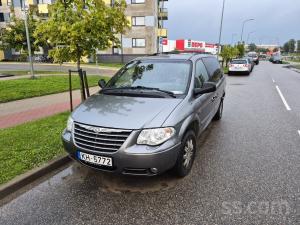 Grey Chrysler Grand Voyager 2006 in Valmiera, with an engine capacity of 2.80 L and mileage of 366 thousand km for 700 €, photo  on AUTOMOTO.COM.LV