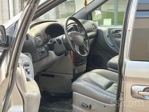 Pelēks Chrysler Grand Voyager 2006 Jelgava, ar dzinēja tilpumu 2.80 L un nobraukumu 355 tūkst. km par 1650 €, foto 10 vietnē AUTOMOTO.COM.LV