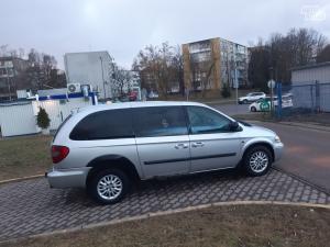Pelēks Chrysler Grand Voyager 2007 Kauņa, ar dzinēja tilpumu 2.80 L un nobraukumu 300 tūkst. km par 950 €, foto 9 vietnē AUTOMOTO.COM.LV