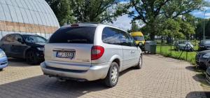 Grey Chrysler Grand Voyager 2007 in Valmiera, with an engine capacity of 2.80 L and mileage of 257 thousand km for 1650 €, photo 4 on AUTOMOTO.COM.LV
