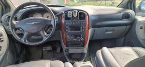 Grey Chrysler Grand Voyager 2007 in Valmiera, with an engine capacity of 2.80 L and mileage of 257 thousand km for 1650 €, photo 14 on AUTOMOTO.COM.LV