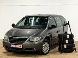 Pelēks Chrysler Grand Voyager 2007 Jūrmala, ar dzinēja tilpumu 3.30 L un nobraukumu 237 tūkst. km par 4450 €, foto  vietnē AUTOMOTO.COM.LV
