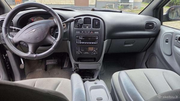 Grey Chrysler Grand Voyager 2007 in Kaunas, with an engine capacity of 2.80 L and mileage of 309 thousand km for 800 €, photo 6 on AUTOMOTO.COM.LV
