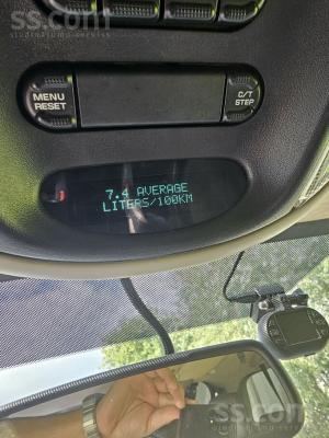 Pelēks Chrysler Grand Voyager 2007 Jelgava, ar dzinēja tilpumu 2.80 L un nobraukumu 265 tūkst. km par 2400 €, foto 9 vietnē AUTOMOTO.COM.LV