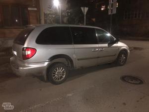 Grey Chrysler Grand Voyager 2008 in Kaunas, with an engine capacity of 2.80 L and mileage of 280 thousand km for 1000 €, photo 3 on AUTOMOTO.COM.LV