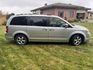 Grey Chrysler Grand Voyager 2008 in Klaipeda, with an engine capacity of 2.78 L and mileage of 177 thousand km for 4200 €, photo 6 on AUTOMOTO.COM.LV