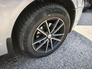 Pelēks Chrysler Grand Voyager 2008 Kauņa, ar dzinēja tilpumu 2.80 L un nobraukumu 273 tūkst. km par 1400 €, foto 13 vietnē AUTOMOTO.COM.LV