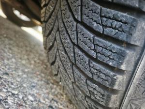 Pelēks Chrysler Grand Voyager 2008 Kauņa, ar dzinēja tilpumu 2.80 L un nobraukumu 273 tūkst. km par 1400 €, foto 14 vietnē AUTOMOTO.COM.LV