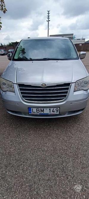 Pelēks Chrysler Grand Voyager 2008 Kauņa, ar dzinēja tilpumu 2.78 L un nobraukumu 341 tūkst. km par 3950 €, foto 3 vietnē AUTOMOTO.COM.LV