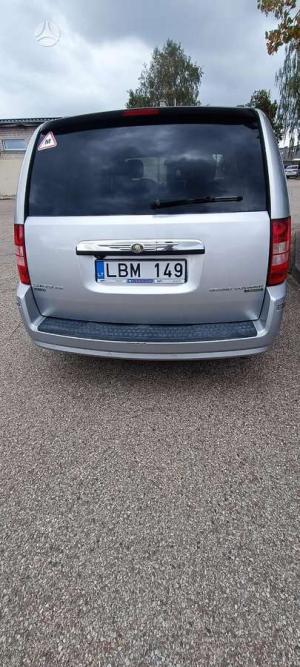 Pelēks Chrysler Grand Voyager 2008 Kauņa, ar dzinēja tilpumu 2.78 L un nobraukumu 341 tūkst. km par 3950 €, foto 8 vietnē AUTOMOTO.COM.LV