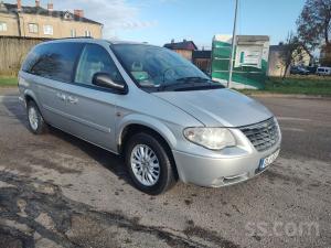 Grey Chrysler Grand Voyager 2008 in Daugavpils, with an engine capacity of 2.80 L and mileage of 152 thousand km for 4400 €, photo 4 on AUTOMOTO.COM.LV