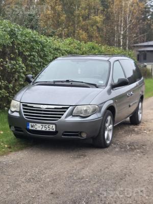Grey Chrysler Grand Voyager 2008 in Riga, with an engine capacity of 3.30 L and mileage of 298 thousand km for 2090 €, photo  on AUTOMOTO.COM.LV