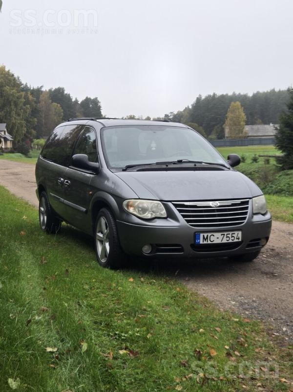 Крайслер Гранд Вояджер 2008 в Рига на AUTOMOTO.COM.LV Серый Крайслер Гранд Вояджер 2008 в Рига, объемом двигателя 3.30 л и пробегом 298 тыс. км за 2090 €, фото 4 на AUTOMOTO.COM.LV