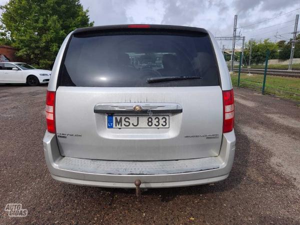 Grey Chrysler Grand Voyager 2009 in Siauliai, with an engine capacity of 2.80 L and mileage of 347 thousand km for 2300 €, photo 6 on AUTOMOTO.COM.LV