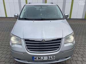 Grey Chrysler Grand Voyager 2010 in Raseiniai, with an engine capacity of 2.80 L and mileage of 300 thousand km for 2500 €, photo 7 on AUTOMOTO.COM.LV