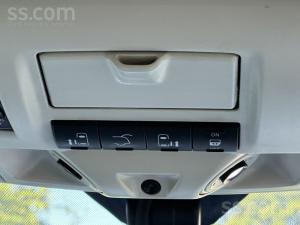 Pelēks Chrysler Grand Voyager 2010 Rēzekne, ar dzinēja tilpumu 2.80 L un nobraukumu 307 tūkst. km par 3350 €, foto 13 vietnē AUTOMOTO.COM.LV