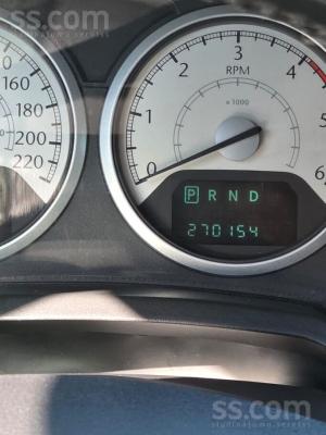 Pelēks Chrysler Grand Voyager 2010 Jūrmala, ar dzinēja tilpumu 2.80 L un nobraukumu 270 tūkst. km par 3000 €, foto 7 vietnē AUTOMOTO.COM.LV