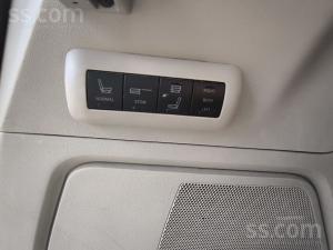 Grey Chrysler Grand Voyager 2010 in Riga, with an engine capacity of 2.80 L and mileage of 342 thousand km for 1800 €, photo 15 on AUTOMOTO.COM.LV