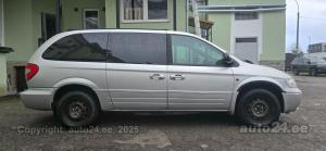 Grey Chrysler Grand Voyager 2005 in Tallinn, with an engine capacity of 2.80 L and mileage of 284 thousand km for 900 €, photo 3 on AUTOMOTO.COM.LV