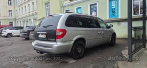 Grey Chrysler Grand Voyager 2005 in Tallinn, with an engine capacity of 2.80 L and mileage of 284 thousand km for 900 €, photo 6 on AUTOMOTO.COM.LV