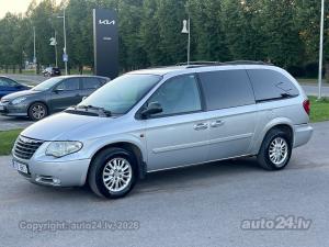 Grey Chrysler Grand Voyager 2005 in Narva, with an engine capacity of 2.80 L and mileage of 265 thousand km for 999 €, photo  on AUTOMOTO.COM.LV