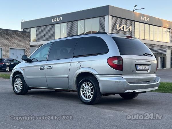Grey Chrysler Grand Voyager 2005 in Narva, with an engine capacity of 2.80 L and mileage of 265 thousand km for 999 €, photo 7 on AUTOMOTO.COM.LV