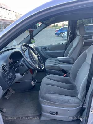 Grey Chrysler Grand Voyager 2005 in Narva, with an engine capacity of 2.80 L and mileage of 265 thousand km for 999 €, photo 16 on AUTOMOTO.COM.LV