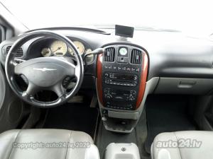 Pelēks Chrysler Grand Voyager 2005 Tallina, ar dzinēja tilpumu 2.80 L un nobraukumu 332 tūkst. km par 1399 €, foto 6 vietnē AUTOMOTO.COM.LV