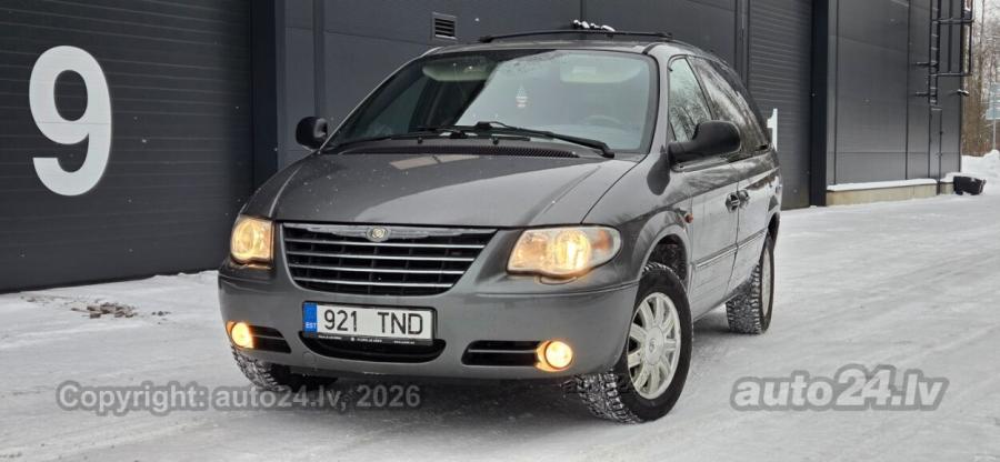 Grey Chrysler Grand Voyager 2006 in Tallinn, with an engine capacity of 2.80 L and mileage of 289 thousand km for 2950 €, photo 2 on AUTOMOTO.COM.LV