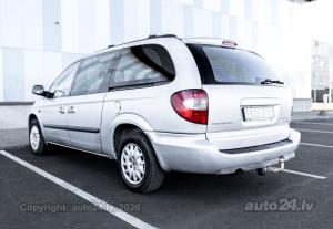 Grey Chrysler Grand Voyager 2006 in Tallinn, with an engine capacity of 2.80 L and mileage of 263 thousand km for 2998 €, photo 6 on AUTOMOTO.COM.LV