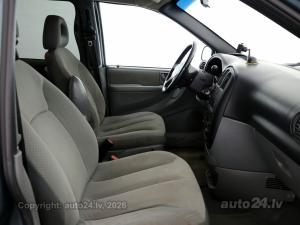 Pelēks Chrysler Grand Voyager 2007 Tallina, ar dzinēja tilpumu 2.80 L un nobraukumu 352 tūkst. km par 899 €, foto 7 vietnē AUTOMOTO.COM.LV
