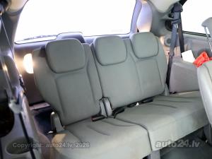 Pelēks Chrysler Grand Voyager 2007 Tallina, ar dzinēja tilpumu 2.80 L un nobraukumu 352 tūkst. km par 899 €, foto 9 vietnē AUTOMOTO.COM.LV